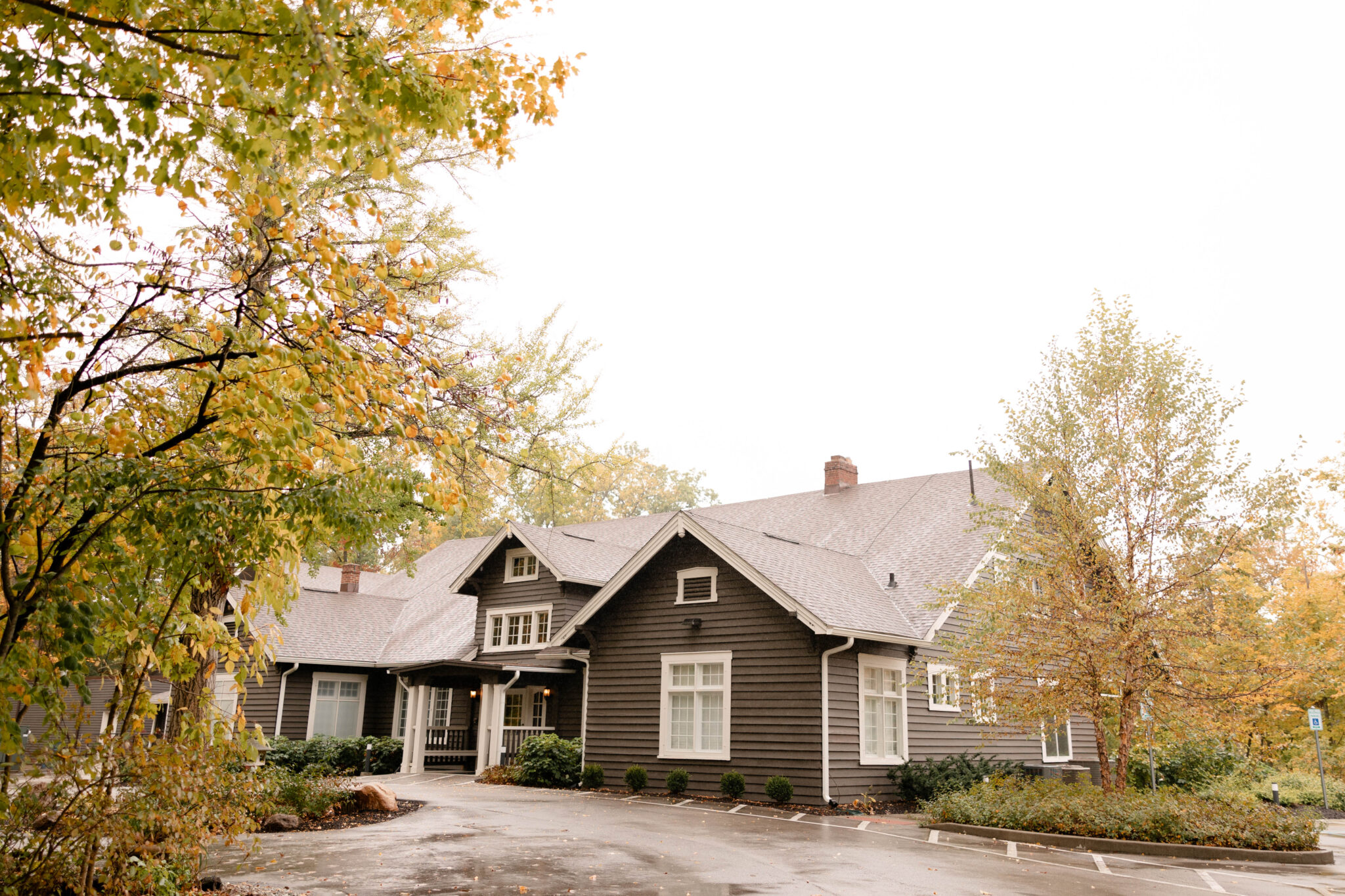 The Bluffs at Connor Prairie: Cozy Fall Wedding - Love Stories