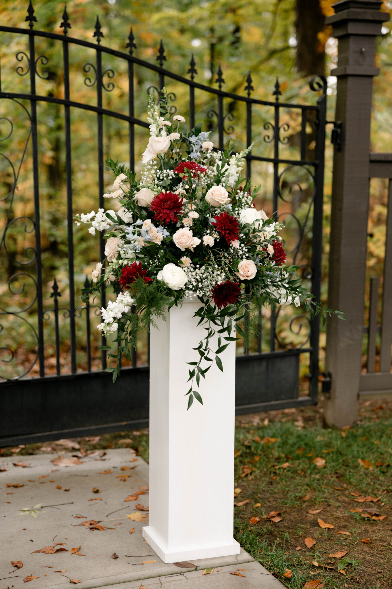 The Bluffs at Connor Prairie: Cozy Fall Wedding - Love Stories