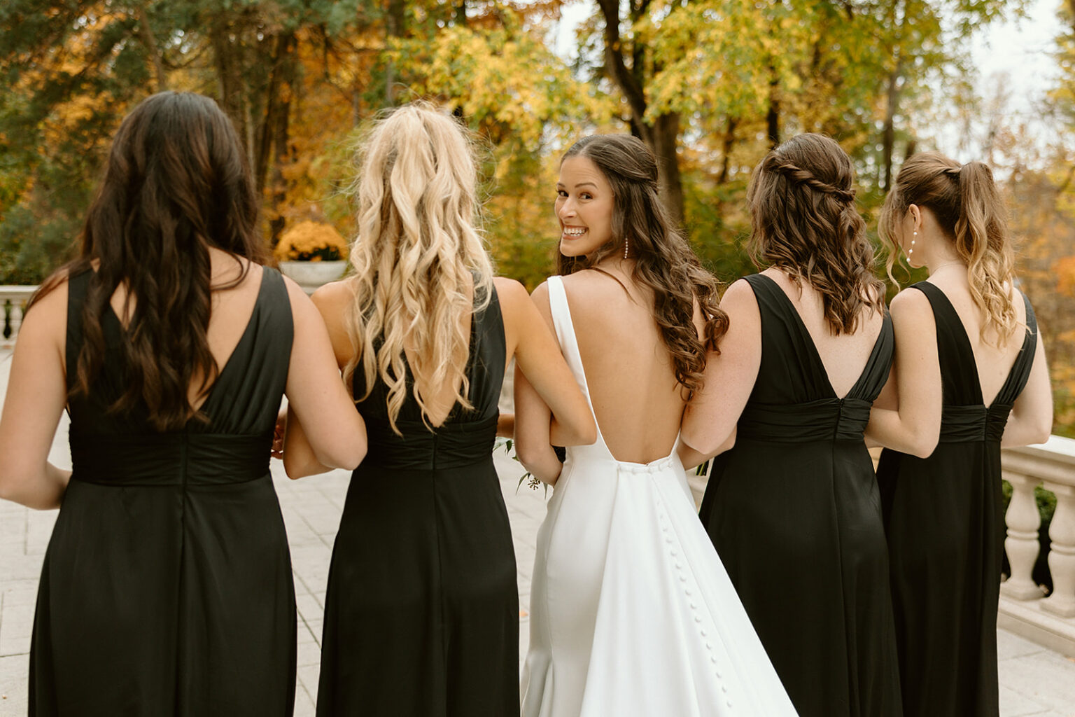 Laurel Hall Wedding | Black & White Theme - Love Stories