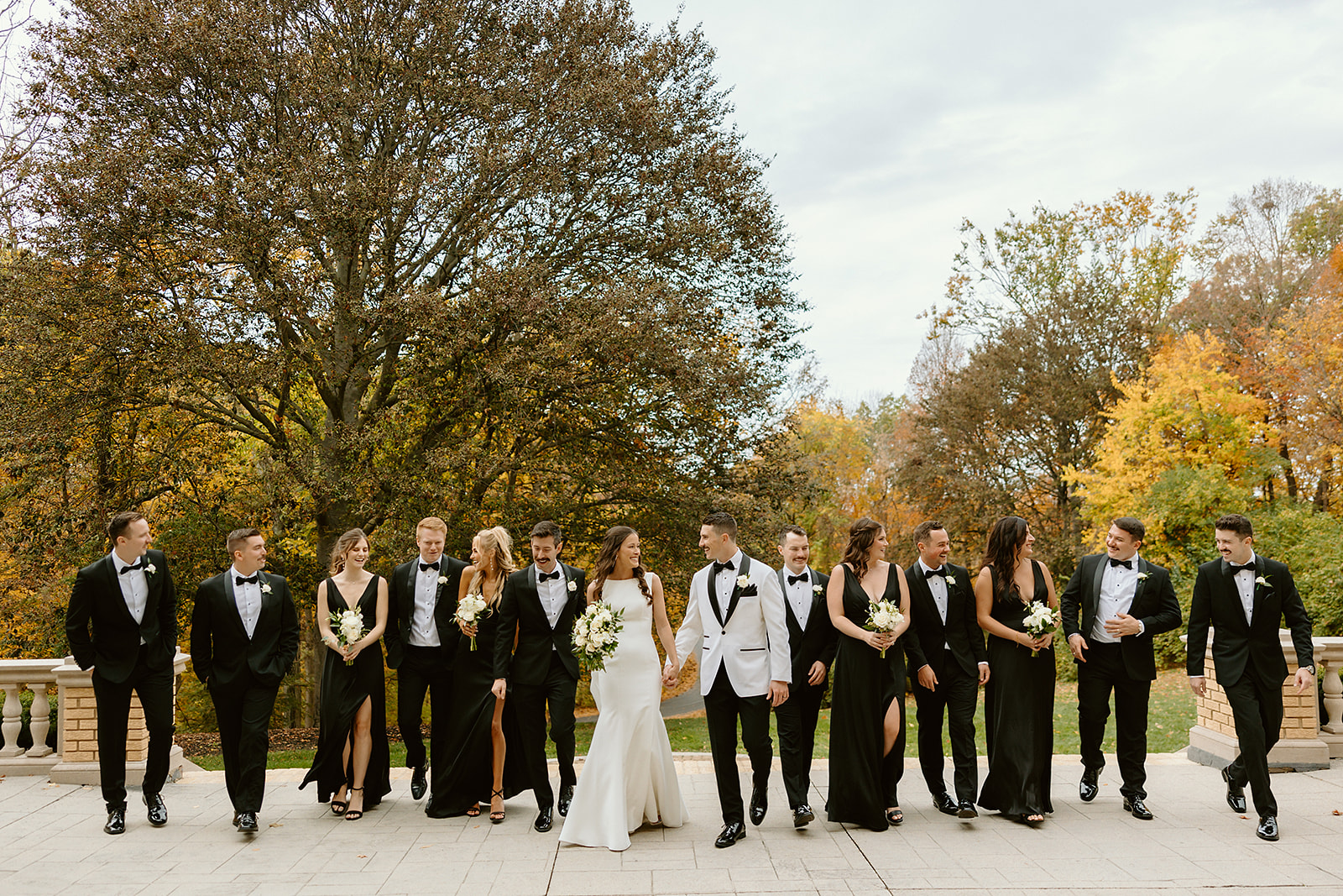 Laurel Hall Wedding | Black & White Theme - Love Stories